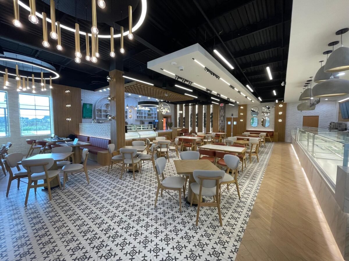 Moda Cafe & Bakery